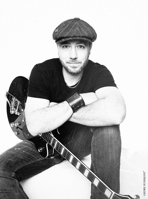 Gabe Shillman in the Vineyard • What to Do in Galena IL, Live Music ...